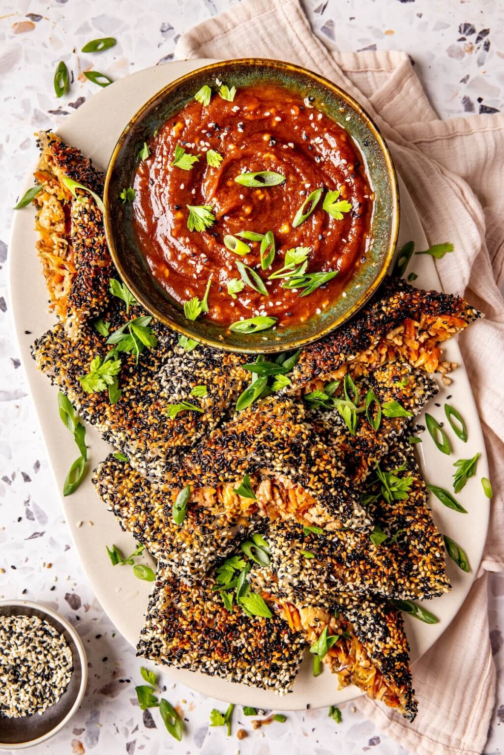 CRISPY GINGER CHICKEN RICE PAPER ROLLS