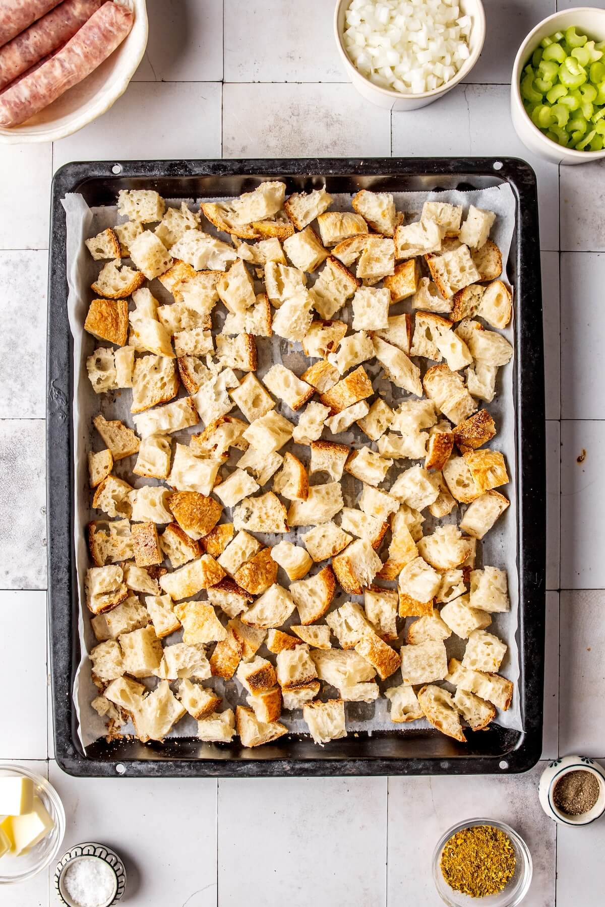 SOURDOUGH STUFFING WITH SAUSAGE (DAIRY-FREE)
