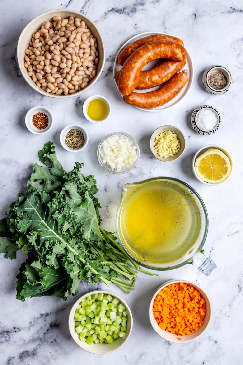 20-MINUTE SAUSAGE, KALE, AND WHITE BEAN SOUP